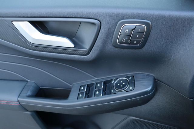 FORD Kuga / Neufahrzeug / Cham