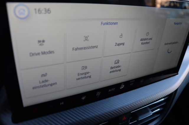 FORD Kuga / Neufahrzeug / Cham
