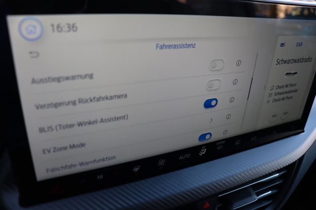FORD Kuga / Neufahrzeug / Cham