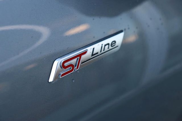 FORD Kuga / Neufahrzeug / Cham